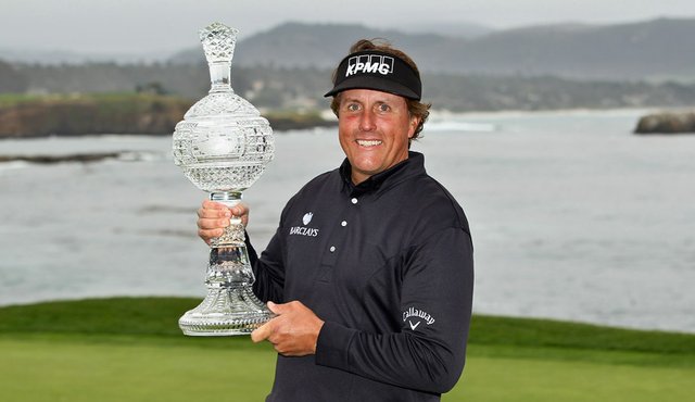 Players Towel » Phil Mickelson Wins 2012 AT&T Pebble Beach